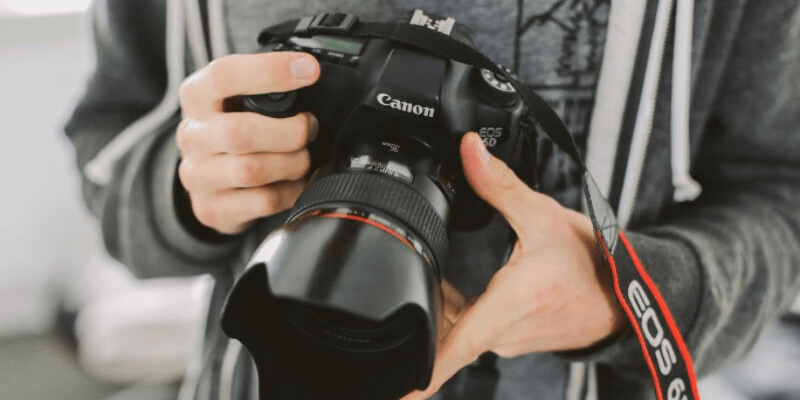 How to Recover Deleted Photos from a Canon Camera