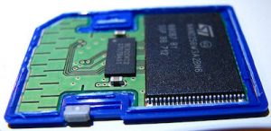 How to Unlock a Memory Card on Canon Camera